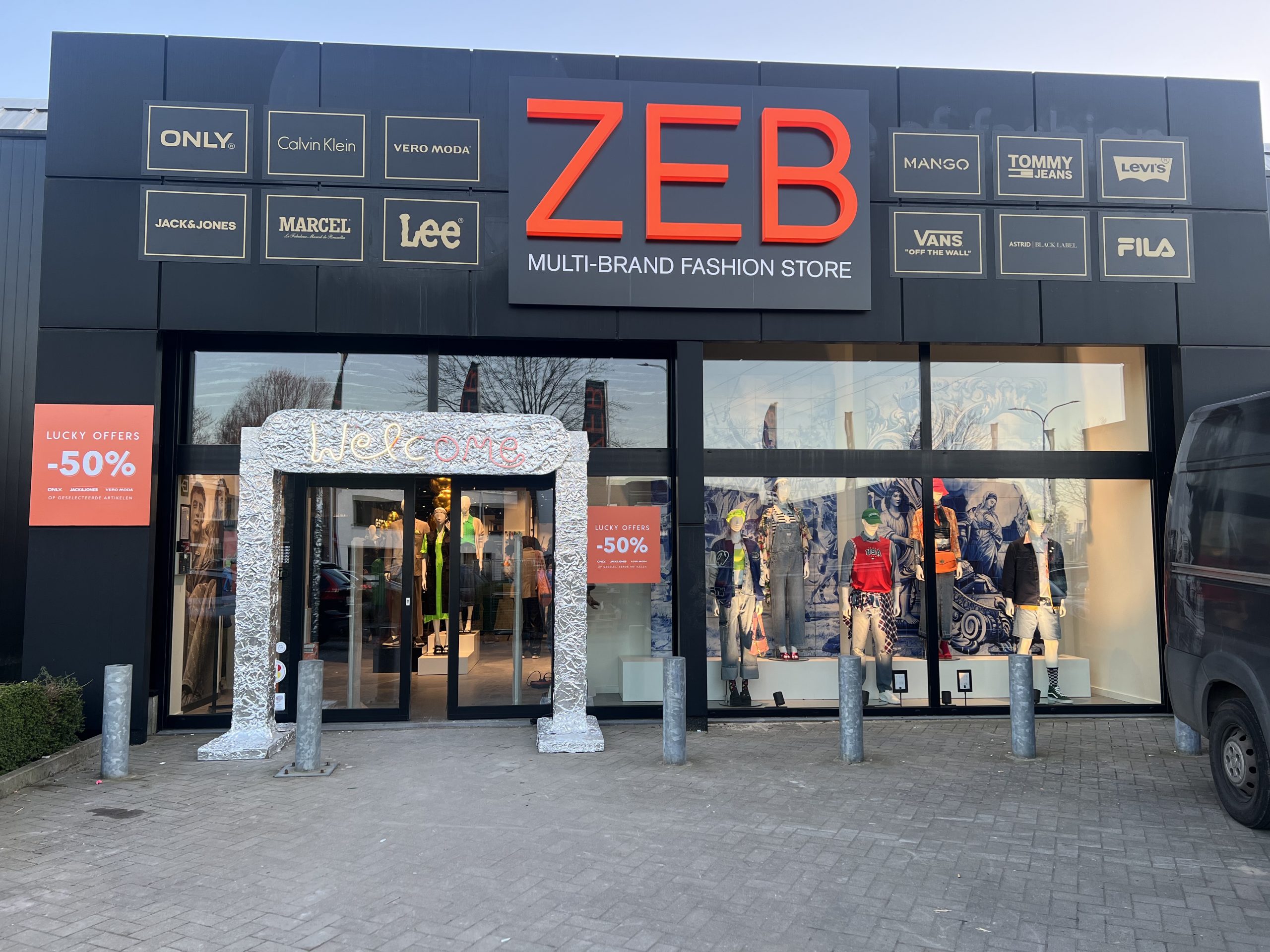 Revealed: the location of ZEB's first French stores - RetailDetail EU