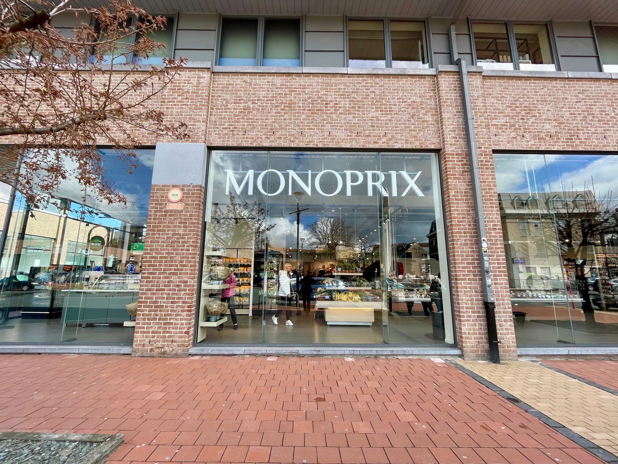 [In the picture] Monoprix reveals trump card for Belgian expansion ...