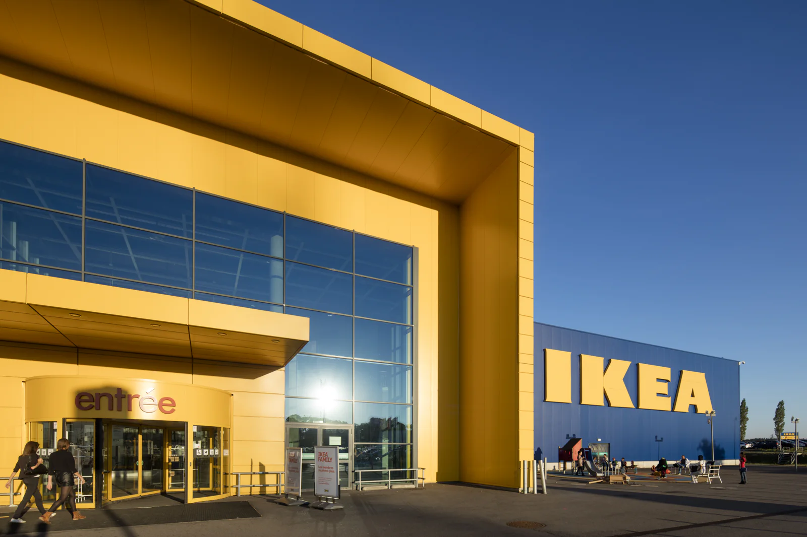 Why Ikea ends city trials and returns to its classic concept ...