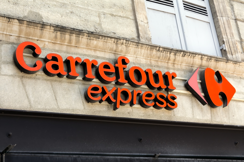 Carrefour and Lagardère to open 150 stores in French stations ...