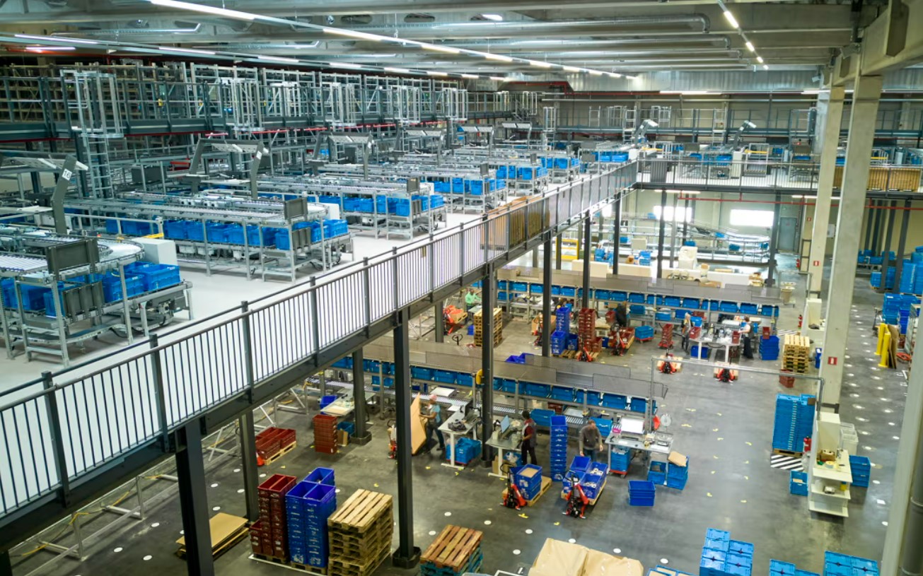 Colruyt opens non-food distribution centre in Hainaut - RetailDetail EU