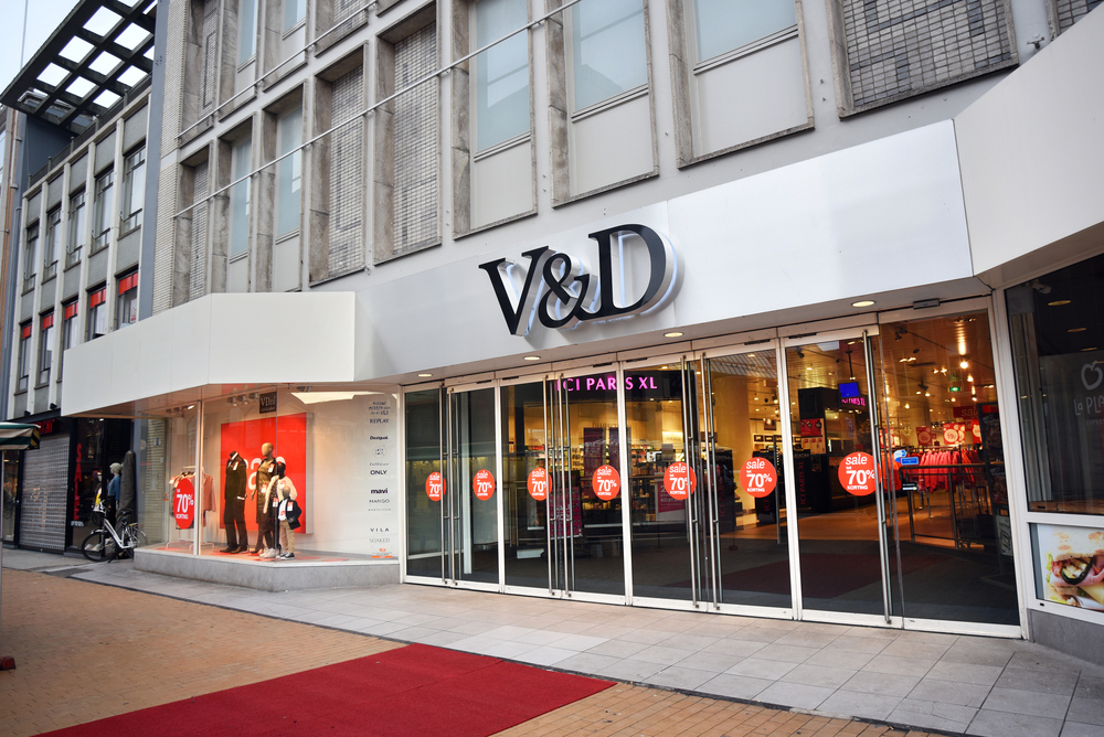 Dutch department store V&D returns as British discount platform ...