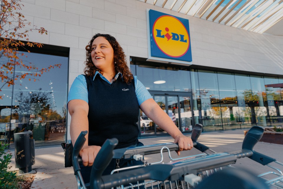 Lidl Belgium is holding exploratory talks about opening on Sundays ...