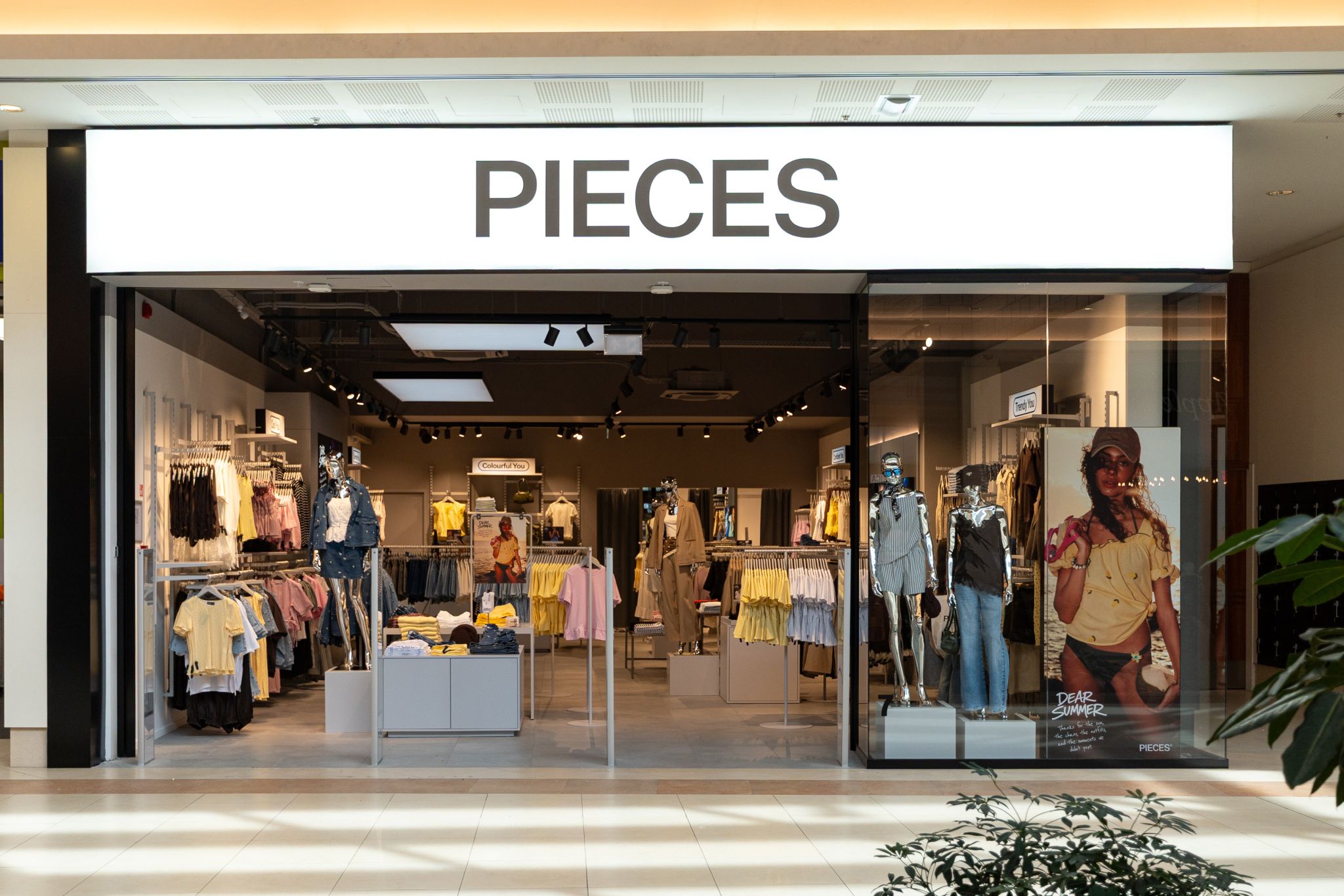 Pieces opens first Belgian store at Waasland Shopping - RetailDetail EU